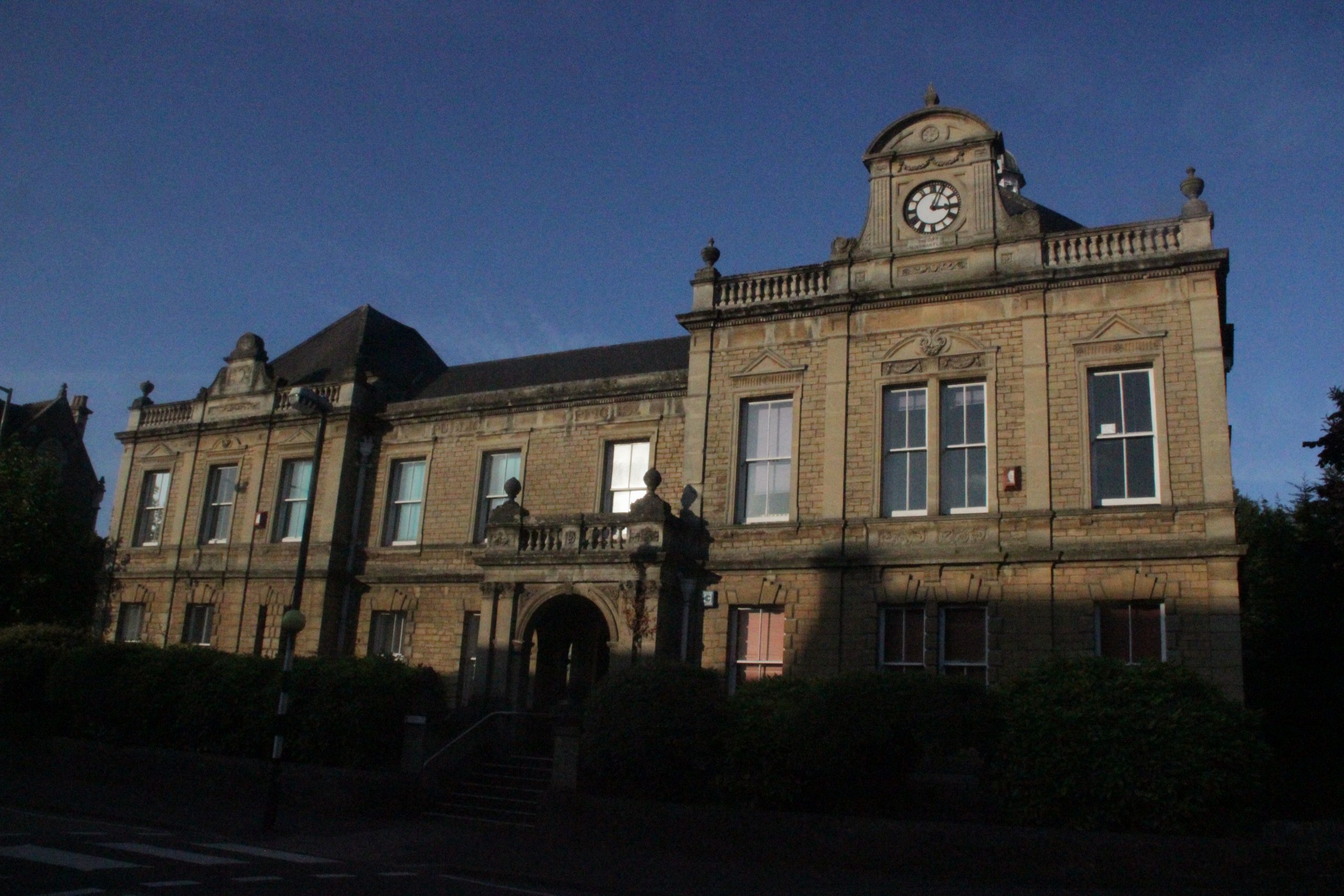 Do you have photos of the old Public Offices? - Frome Town Council