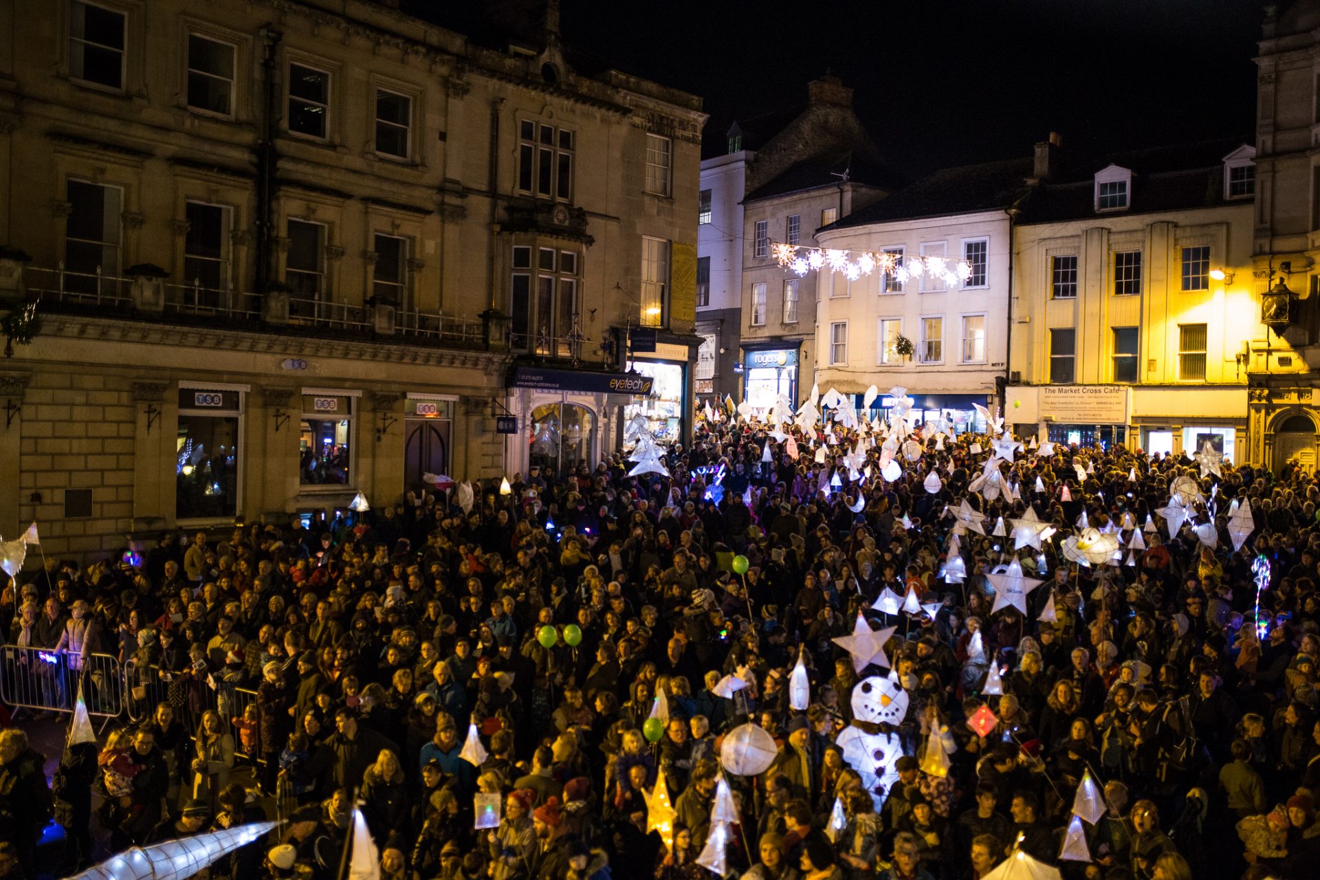 Help Light the Night this Christmas - Frome Town Council